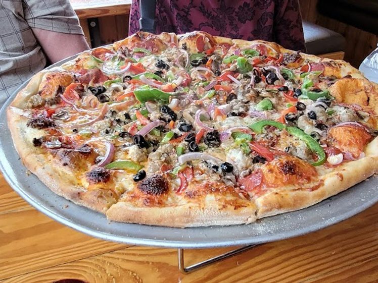 Ski Mountain Pizza - Maple Leaf Property Group